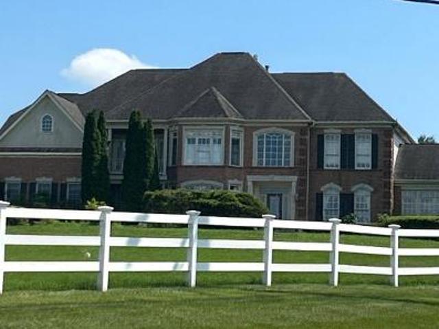 Farm View Dr