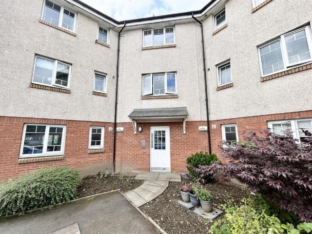 Farm Wynd, Lenzie, Glasgow G66, 2 bed flat to rent, £975 pcm | PrimeLocation