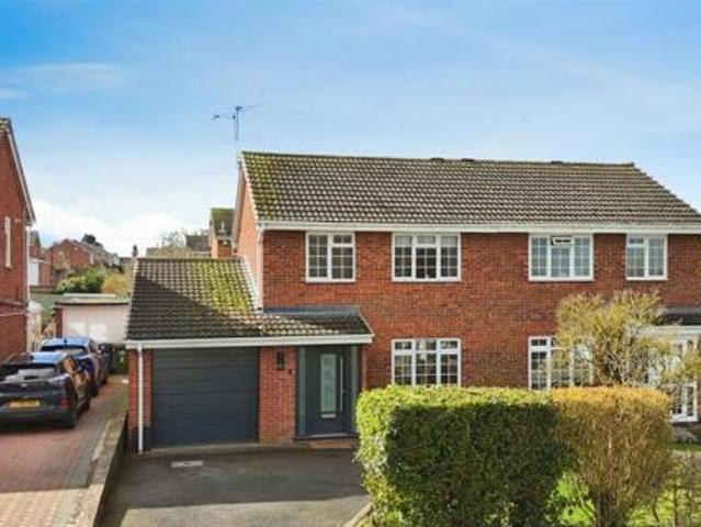 Farm Walk, Bishops Tachbrook, 4 Bedroom Semi detached