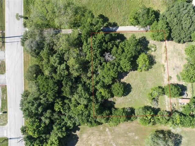 Farmer St, Lockhart, TX 78644