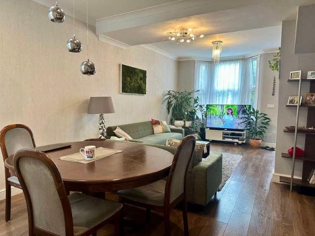 Farmer Road, London, E10