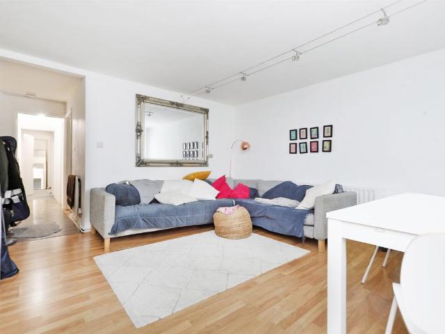 Farmer's Road SE5, 2 bed flat to rent, £2,150 pcm | PrimeLocation