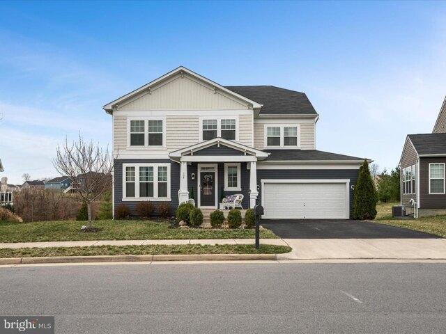 Farmhouse Ct, Stephenson, Home For Sale