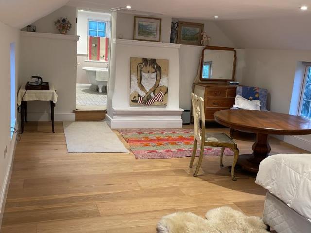 Farmhouse En suite double bedroom