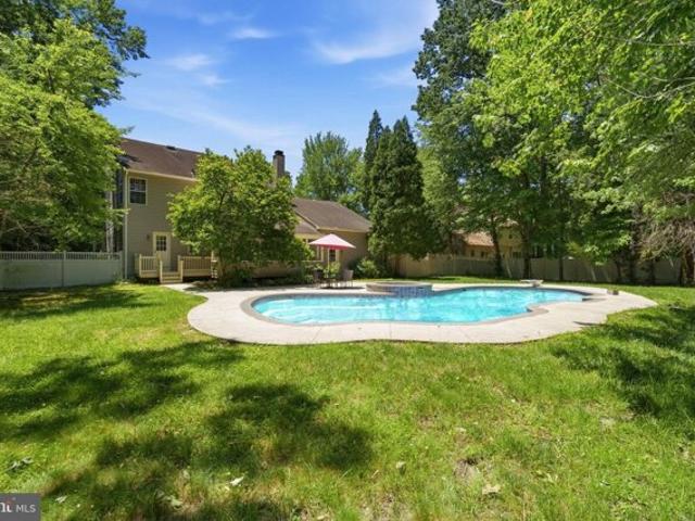 Farmhouse Ln, Voorhees, Home For Sale