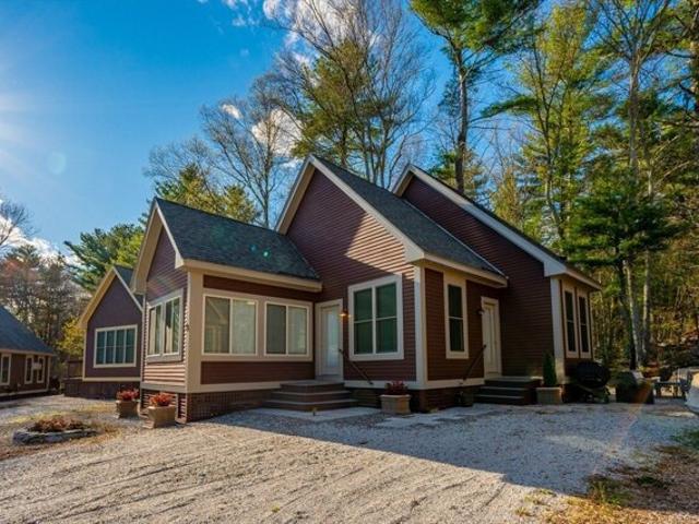 Farmhouse Row Unit,westford, Condo For Sale