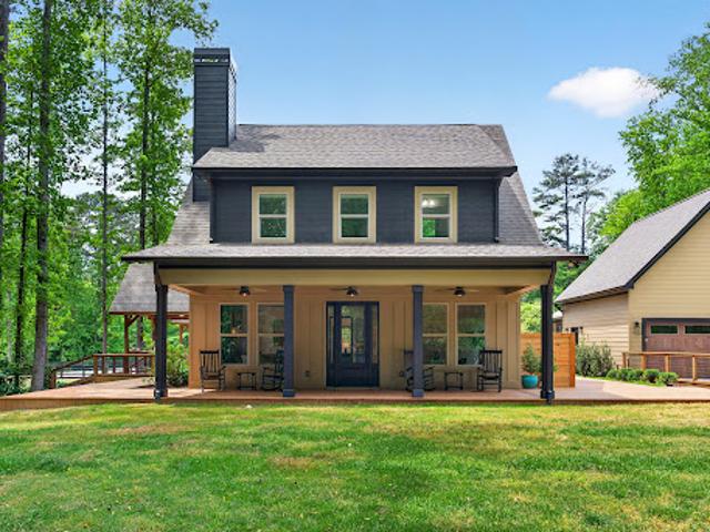 Farmhouse with garden