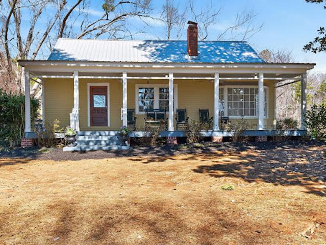 Farmhouse with garden