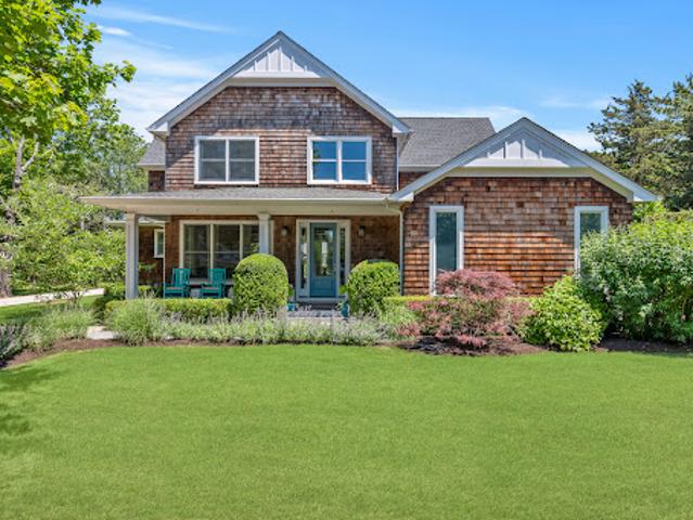 Farmhouse with pool