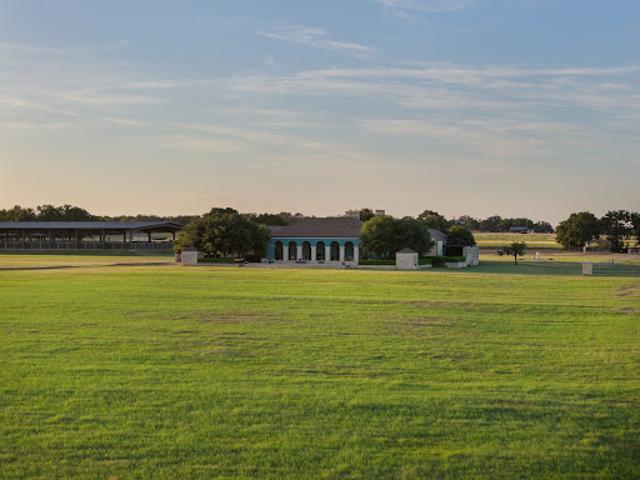 Farmhouse with pool