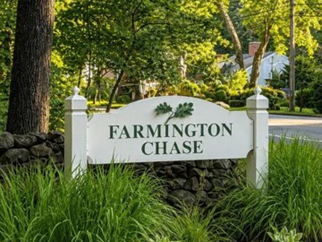 Farmington Chase Cres, Farmington, Home For Sale