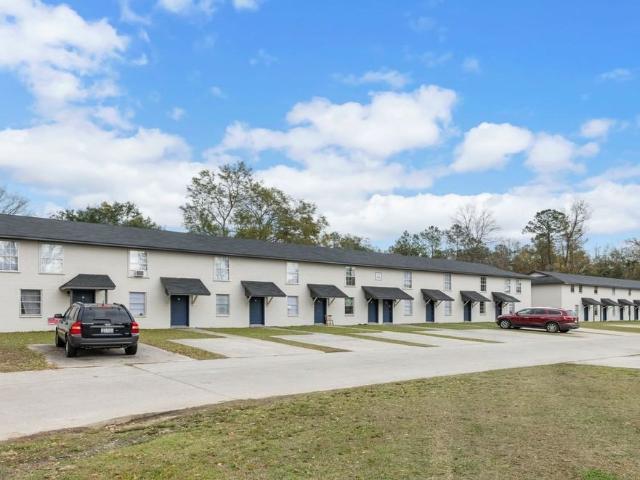 Farms at Moncks Corner 2 Bedroom Apartment for Rent at 198 Trivers Dr, Moncks Corner, SC 29461