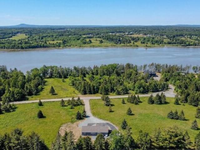 Farms Edge Rd, Lamoine, Home For Sale