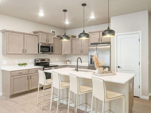 Farmstead Apartments Studio Apartment for Rent at 4427 Altay Dr, Billings, MT 59106