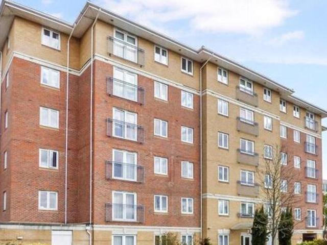 Farnborough Road, Farnborough, 1 Bedroom Flat