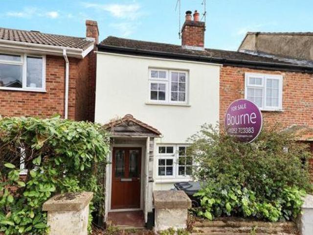 Farnborough Road, Farnham, 2 Bedroom End