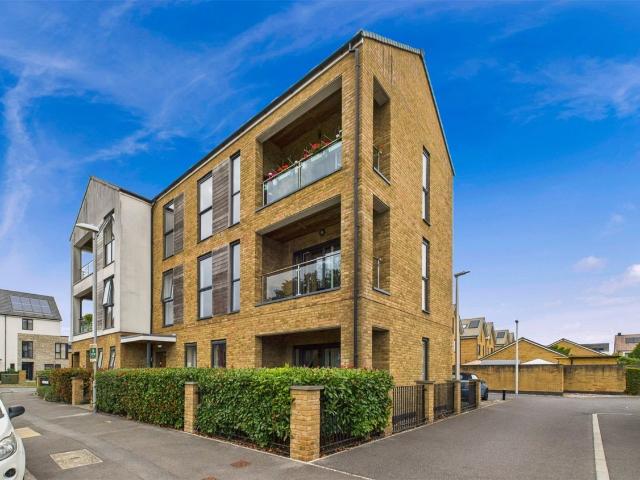 Farnborough Road, Locking, Weston Super Mare, Somerset BS24, 2 bed flat to rent, £1,200 pcm | PrimeLocation