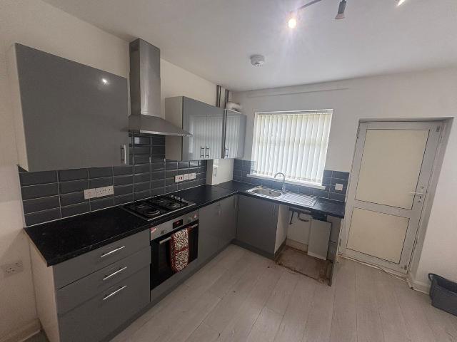 Farndale Avenue, Coventry CV6, 3 bed property to rent, £1,050 pcm | PrimeLocation