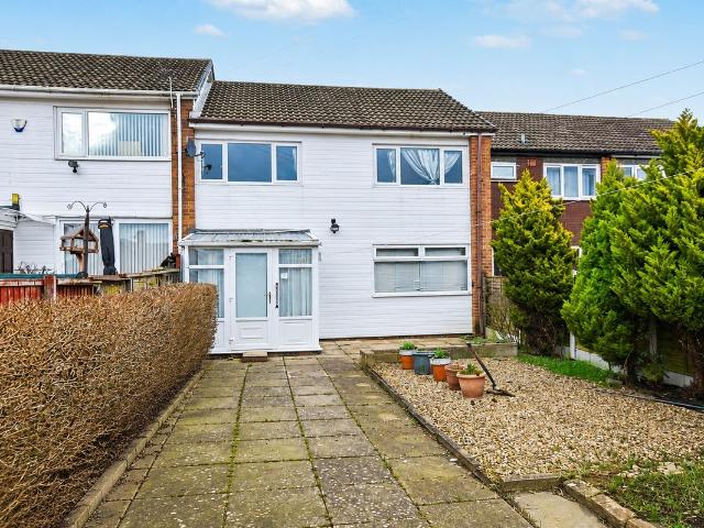 Farndale Gardens, Leeds, West Yorkshire LS14, 3 bed detached house to rent, £1,100 pcm | PrimeLocation