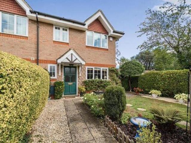 Farnesdown Drive, Wokingham, 3 Bedroom Semi detached