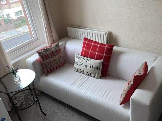 Farnham Road, Onslow, Guildford, GU2