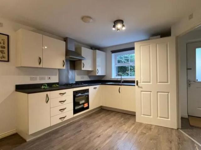 Farnham Road, Slough, Slough, Berkshire SL1, 3 bed property to rent, £1,850 pcm | PrimeLocation