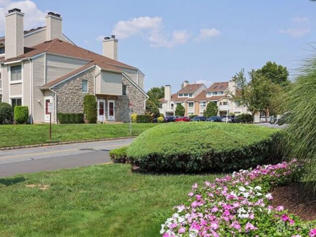 Farnham Sq Unit,sayreville, Condo For Sale