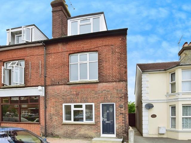 Farningham Road, Crowborough, TN6 1 bed apartment to rent £1,050 pcm £242 pw