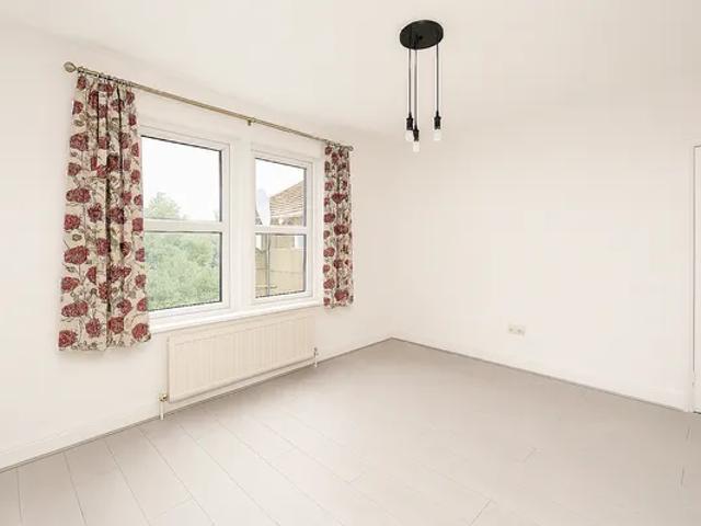 Farnley Road, Selhurst, SE25, Property for rent