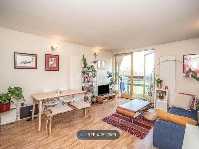 Farnsworth Court, London SE10, 1 bed flat to rent, £1,695 pcm | PrimeLocation