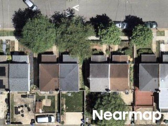 Farragut Pl NE