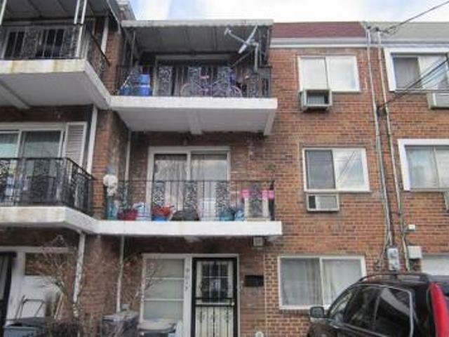 Farragut Rd