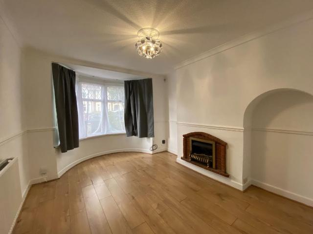Farren Road, Coventry CV2, 3 bed terraced house to rent, £1,100 pcm | PrimeLocation