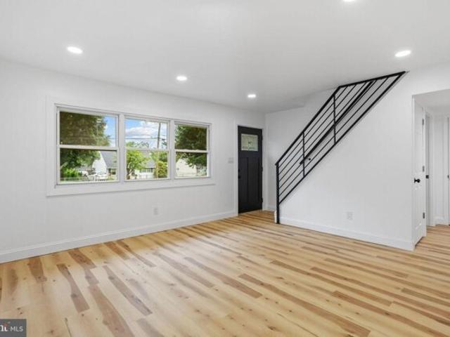 Farrell Ave, Ewing, Home For Sale