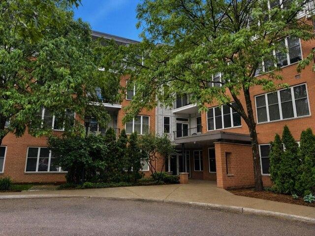 Farrell St Apt,south Burlington, Condo For Sale