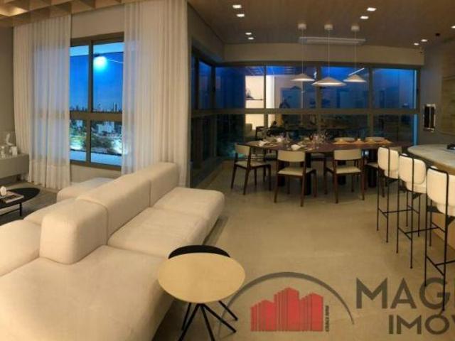 FASCINO 3 suítes 3 vagas de garagem elevador social com acesso dentro do apartamento
