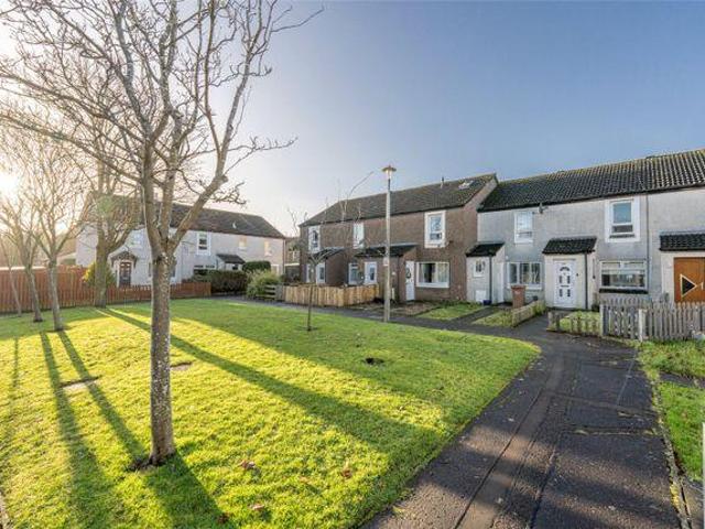 Fauldburn, Edinburgh EH12, 2 bedroom terraced house for sale.