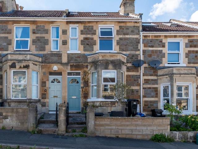 Faulkland Road, Bath 2 bed terraced house to rent £2,100 pcm £485 pw