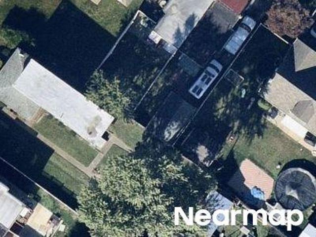 Faunce St