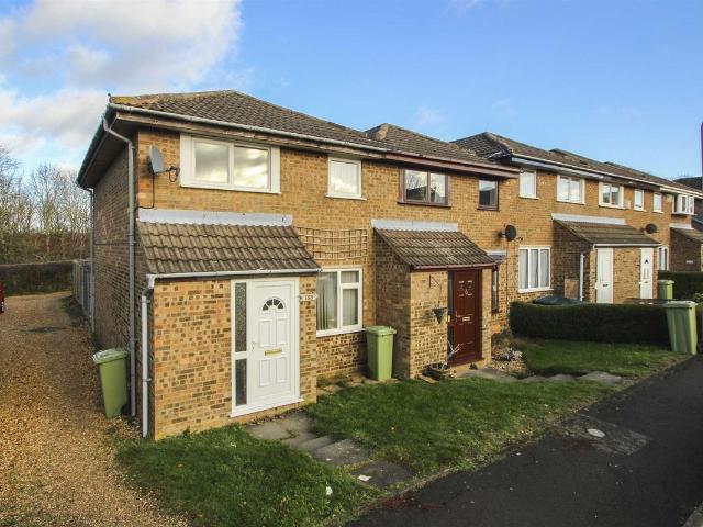 Favell Drive, Furzton MK4, 3 bed semi detached house to rent, £1,450 pcm | PrimeLocation