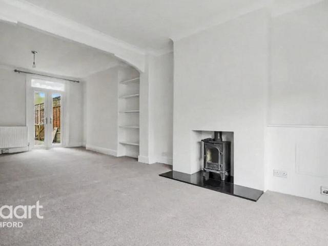 Faversham Road, Ashford 3 bed terraced house to rent £1,550 pcm £358 pw