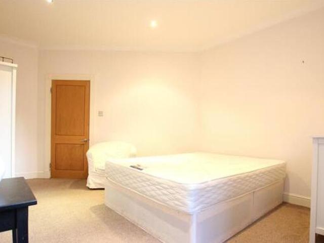 Fawe Street, London, House Share For