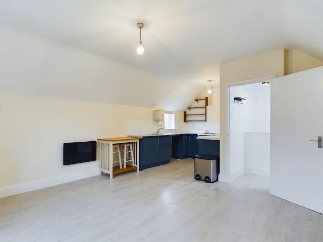 Fawkes Place, George Street, Stroud, Gloucestershire GL5, 1 bed flat to rent, £950 pcm | PrimeLocation