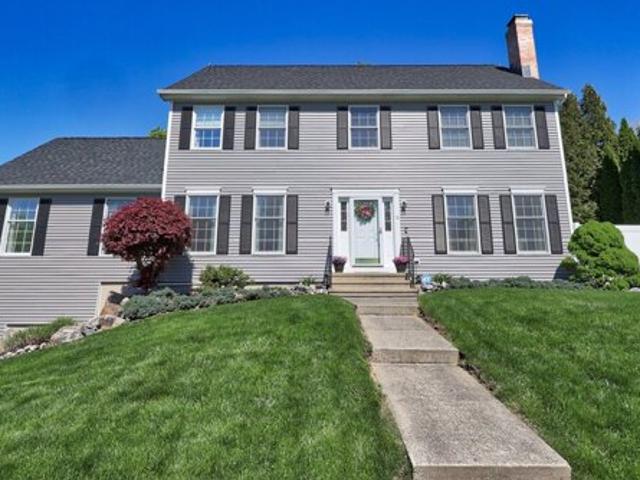 Fawn Meadow Dr, Naugatuck, Home For Sale