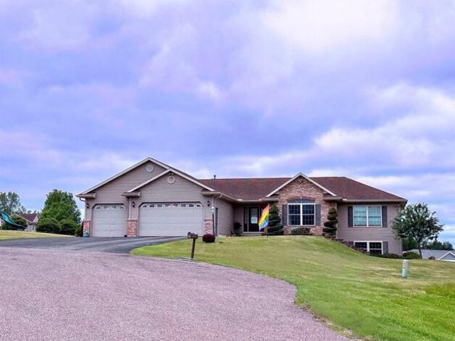 Fawn Cir, Prairie Du Chien, Home For Sale