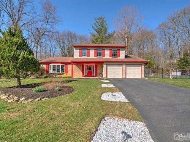 Fawn Dr, Old Bridge, Home For Sale