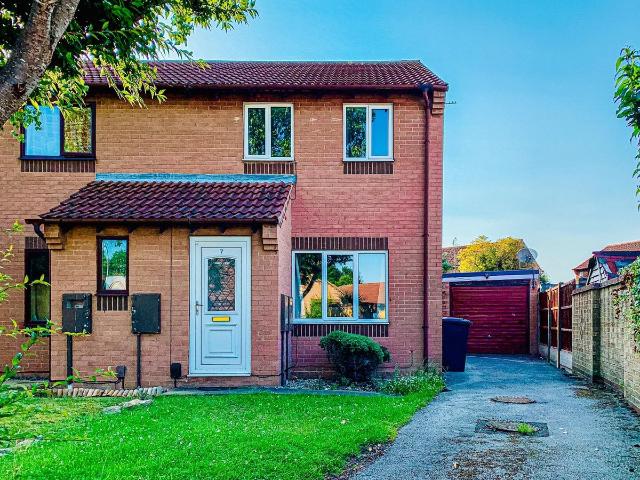 Fawsley Close, Lincoln LN2, 2 bed semi detached house to rent, £1,000 pcm | PrimeLocation