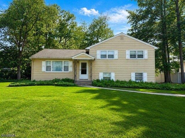 Fay Pl, Summit, Home For Sale