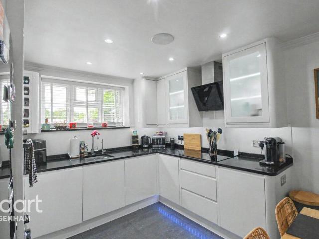 Faymore Gardens, SOUTH OCKENDON 1 bed flat to rent £1,150 pcm £265 pw