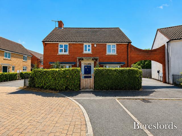 Fayrewood Drive, Great Leighs CM3, 5 bed detached house to rent, £2,100 pcm | PrimeLocation
